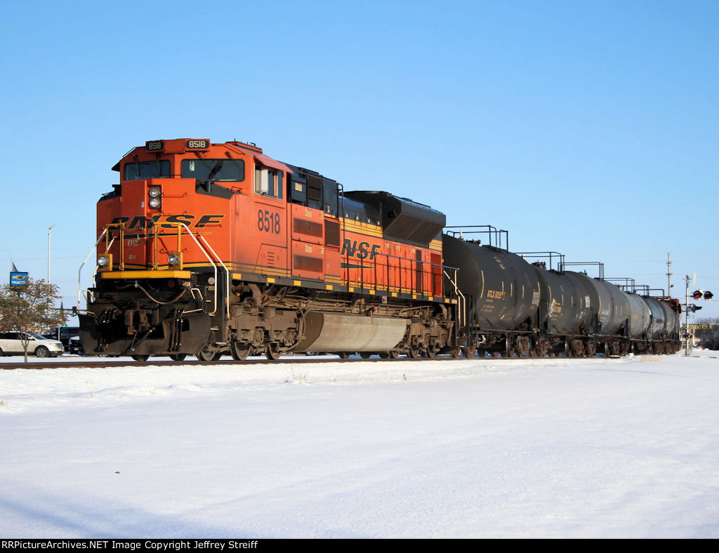 BNSF 8518